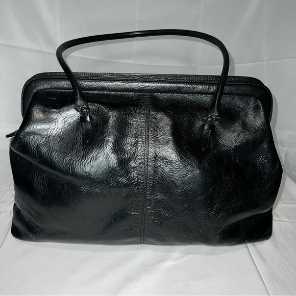 Wilsons Leather | Bags | Authentic Wilsons Italian Leather Shoulder ...